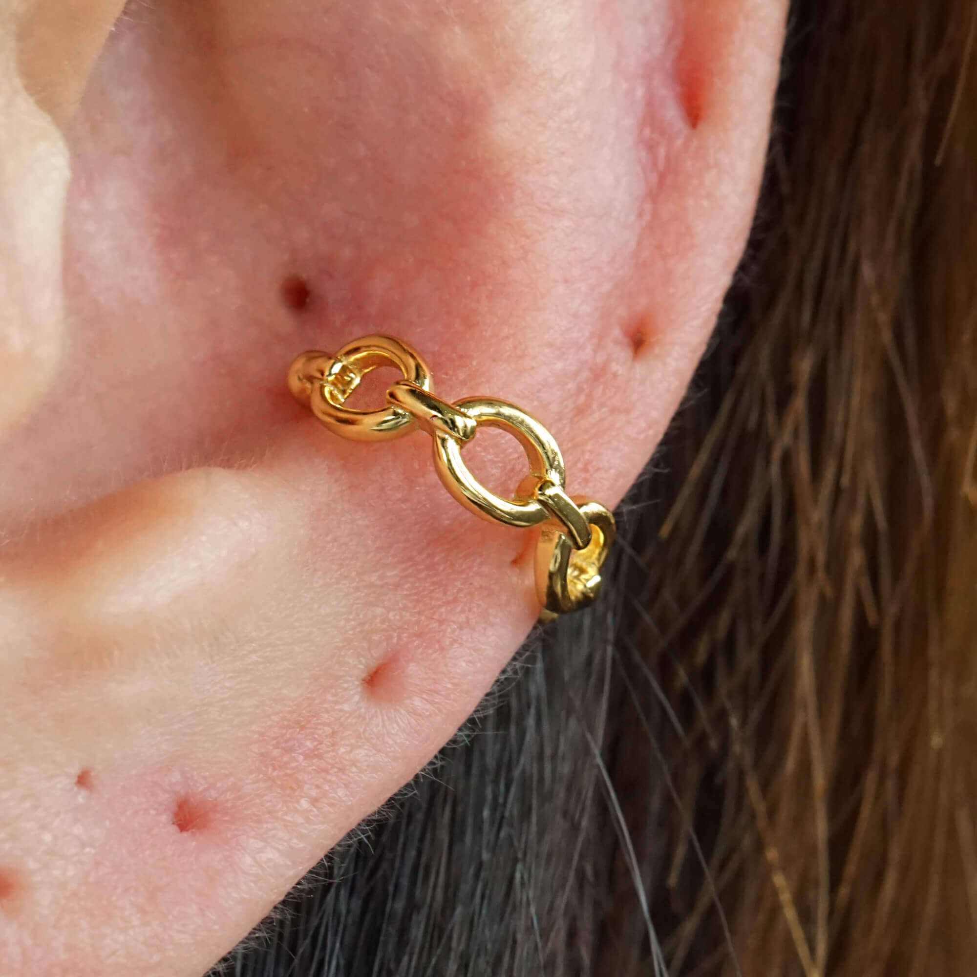 Chain Linked Conch Cuff - Erica Jewels – EricaJewels