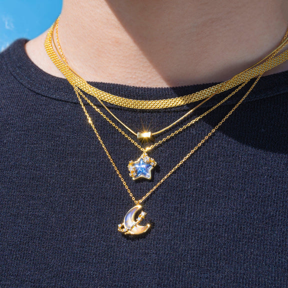 Moon Pendant Necklace - Erica Jewels – EricaJewels