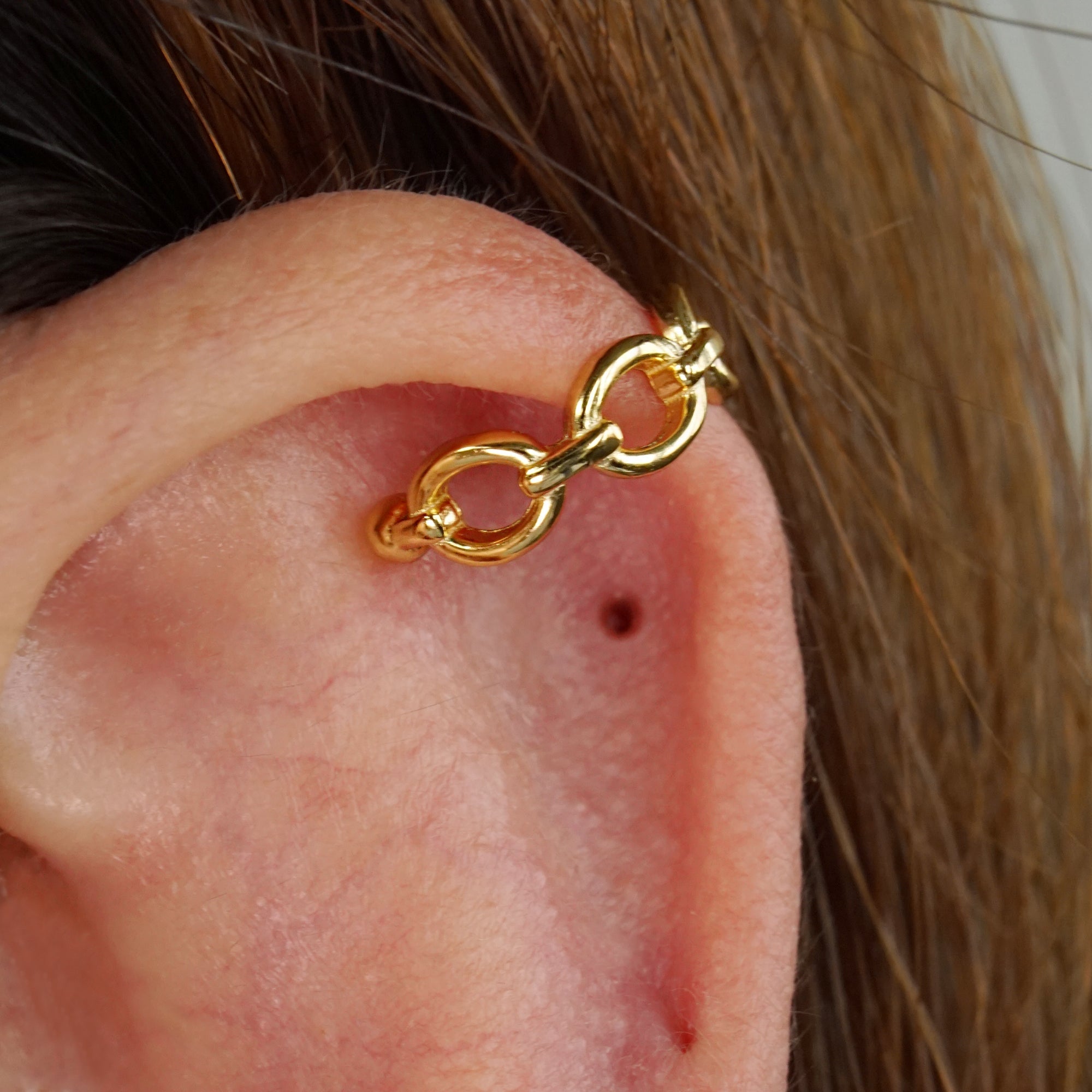 Chain Linked Conch Cuff - Erica Jewels – EricaJewels